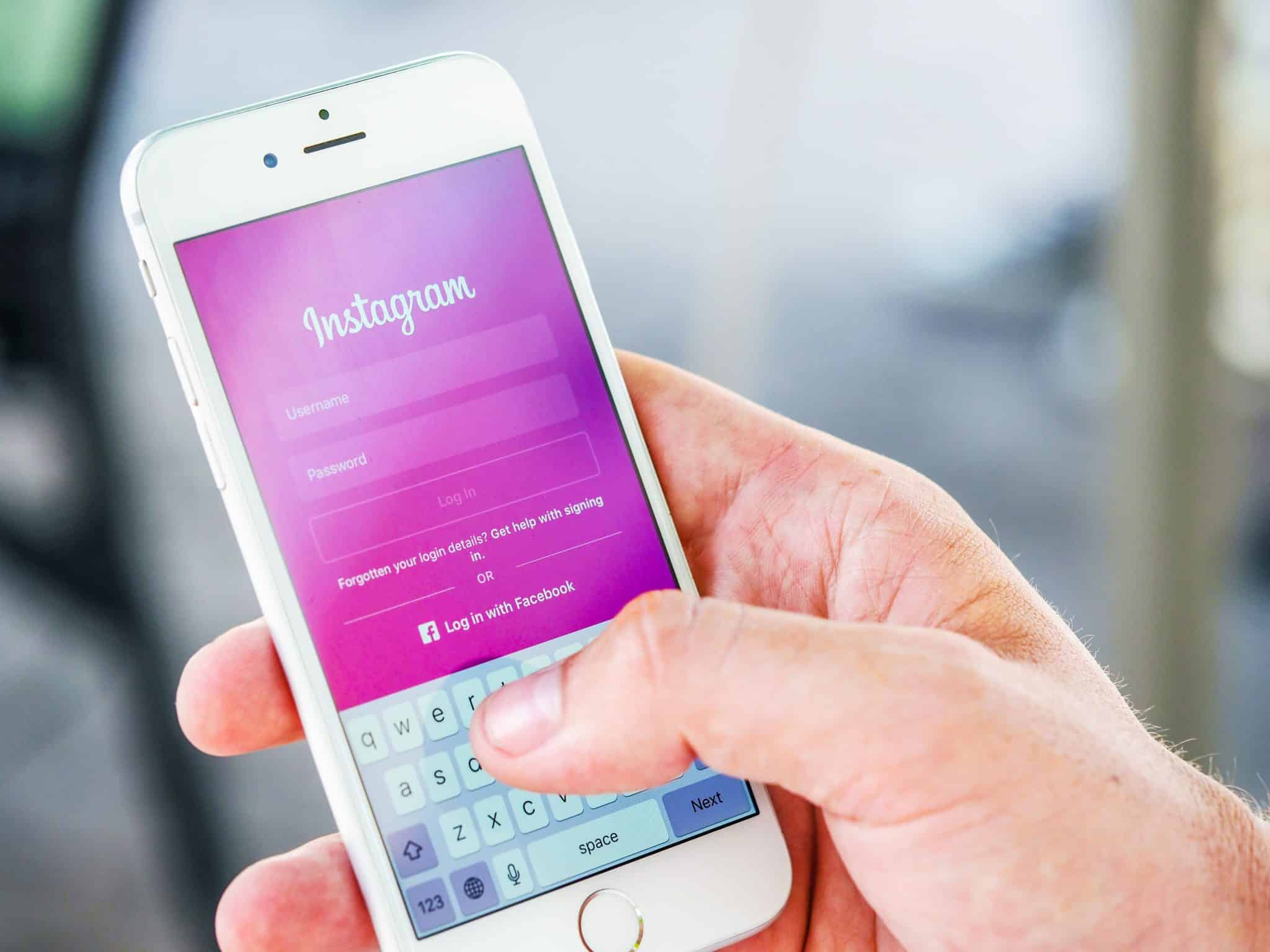Instagram Is Not Letting Me Log In — How to Fix It? » 3 Easy Methods