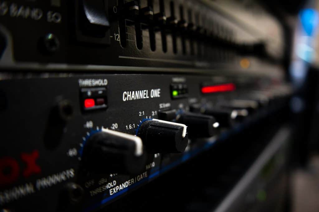 Xfinity Remote Not Controlling Volume? CEC, ARC & Settings Fixes » 3 ...